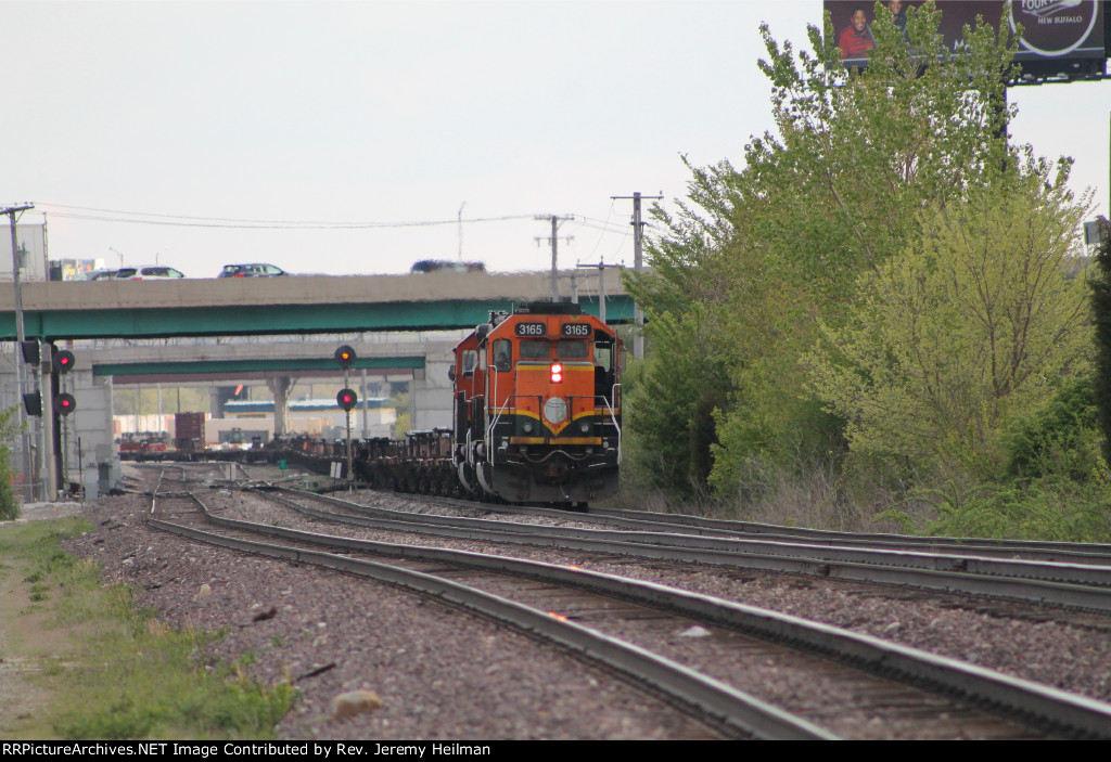 BNSF 3165 & 2717 (9)